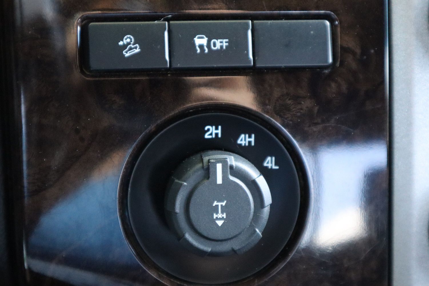 2015 Ford F-350 Super Duty Platinum | Victory Motors of Colorado