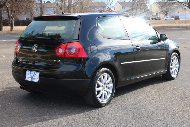 2008 Volkswagen Rabbit Photos