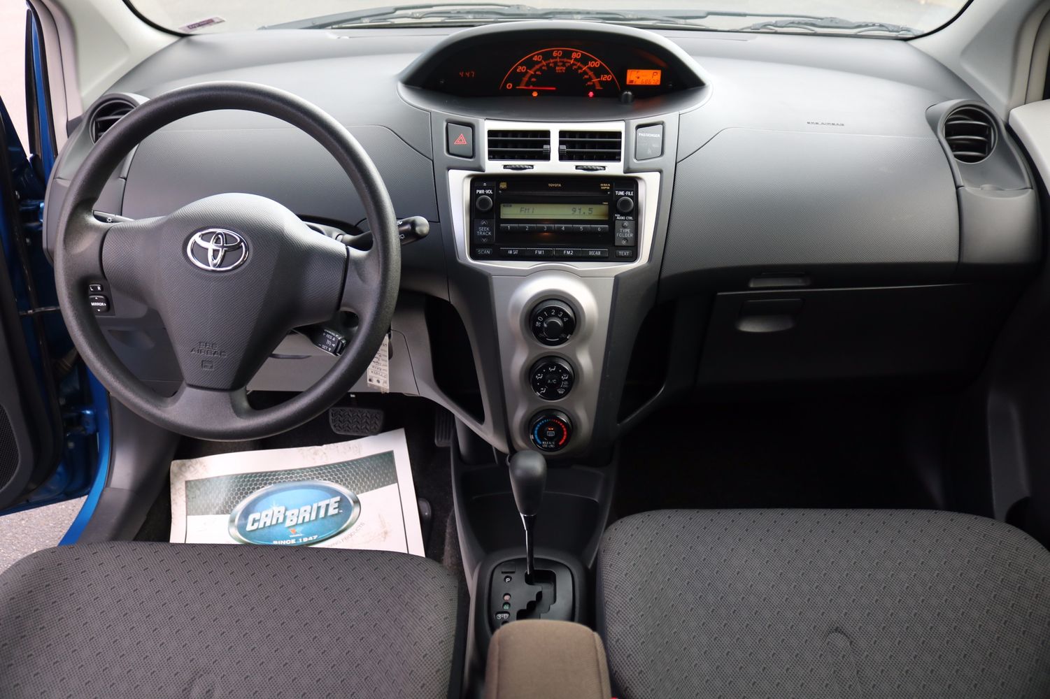 Toyota Vitz 2011 Interior
