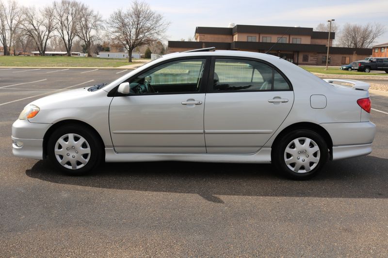 2006 Toyota Corolla Photos