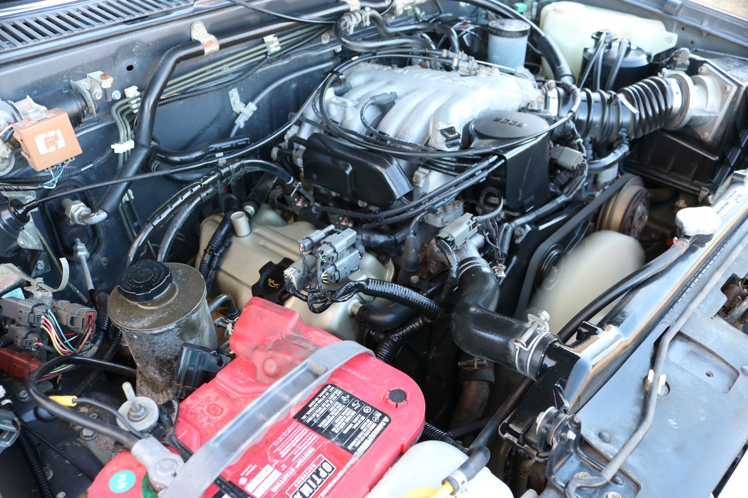 1993 Nissan Pathfinder SE | Victory Motors of Colorado