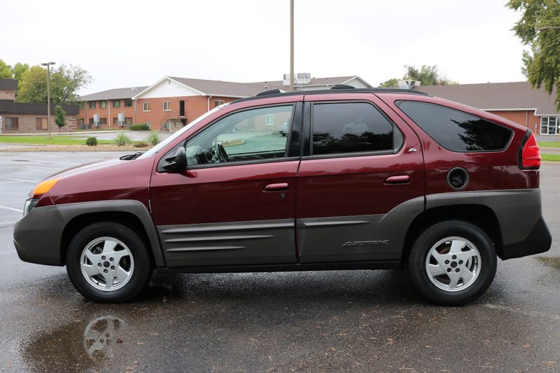 2001 Pontiac Aztek Photos