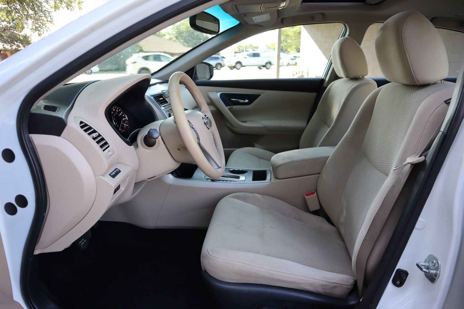 2015 Nissan Altima 2.5 SV | Victory Motors of Colorado