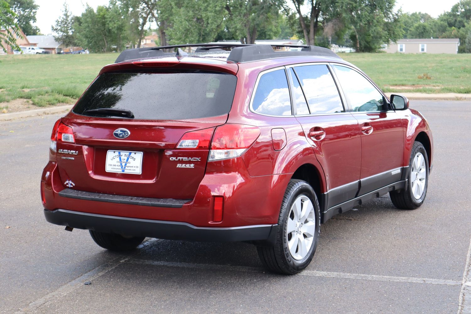 2011 Subaru Outback 2.5i Premium | Victory Motors of Colorado