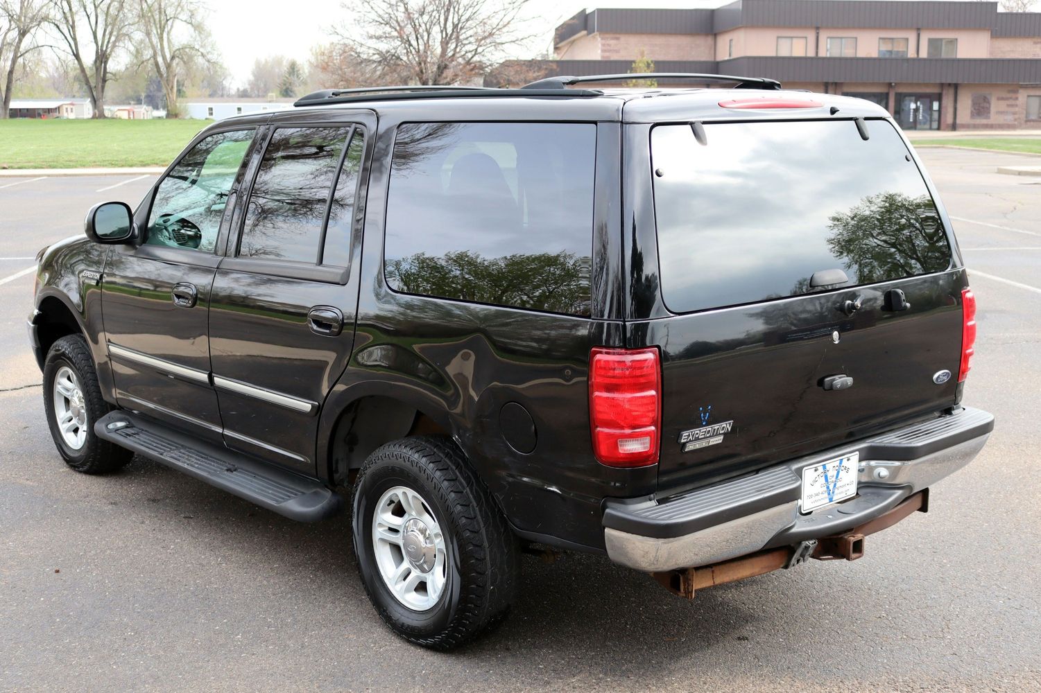 2002 Ford Expedition XLT | Victory Motors of Colorado
