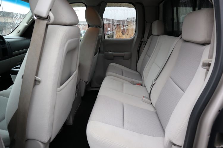 2009 Chevrolet Silverado 1500 LT | Victory Motors of Colorado