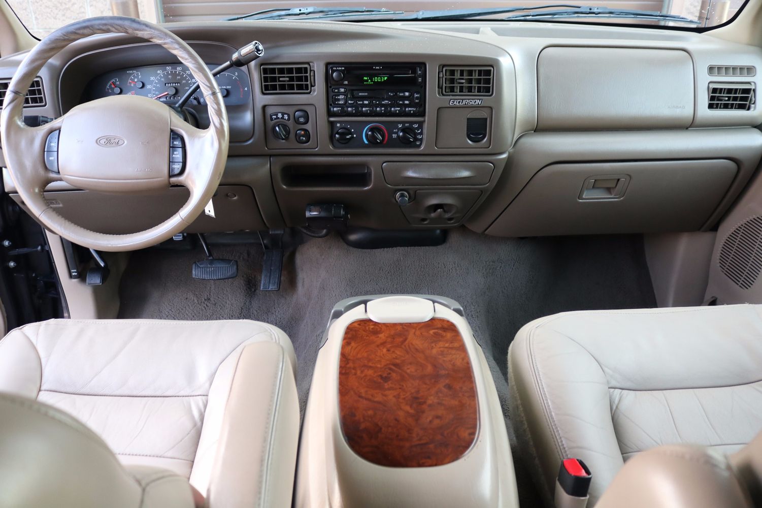 2000 Ford Excursion Limited | Victory Motors of Colorado