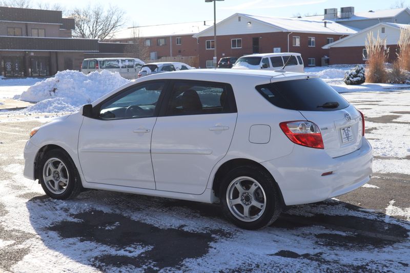 2010 Toyota Matrix Photos