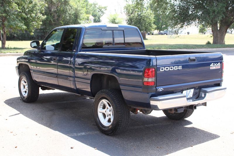 2001 Dodge Ram 1500 Photos