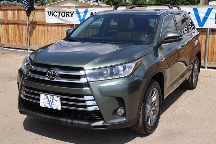 2017 Toyota Highlander Limited Platinum | Victory Motors of Colorado