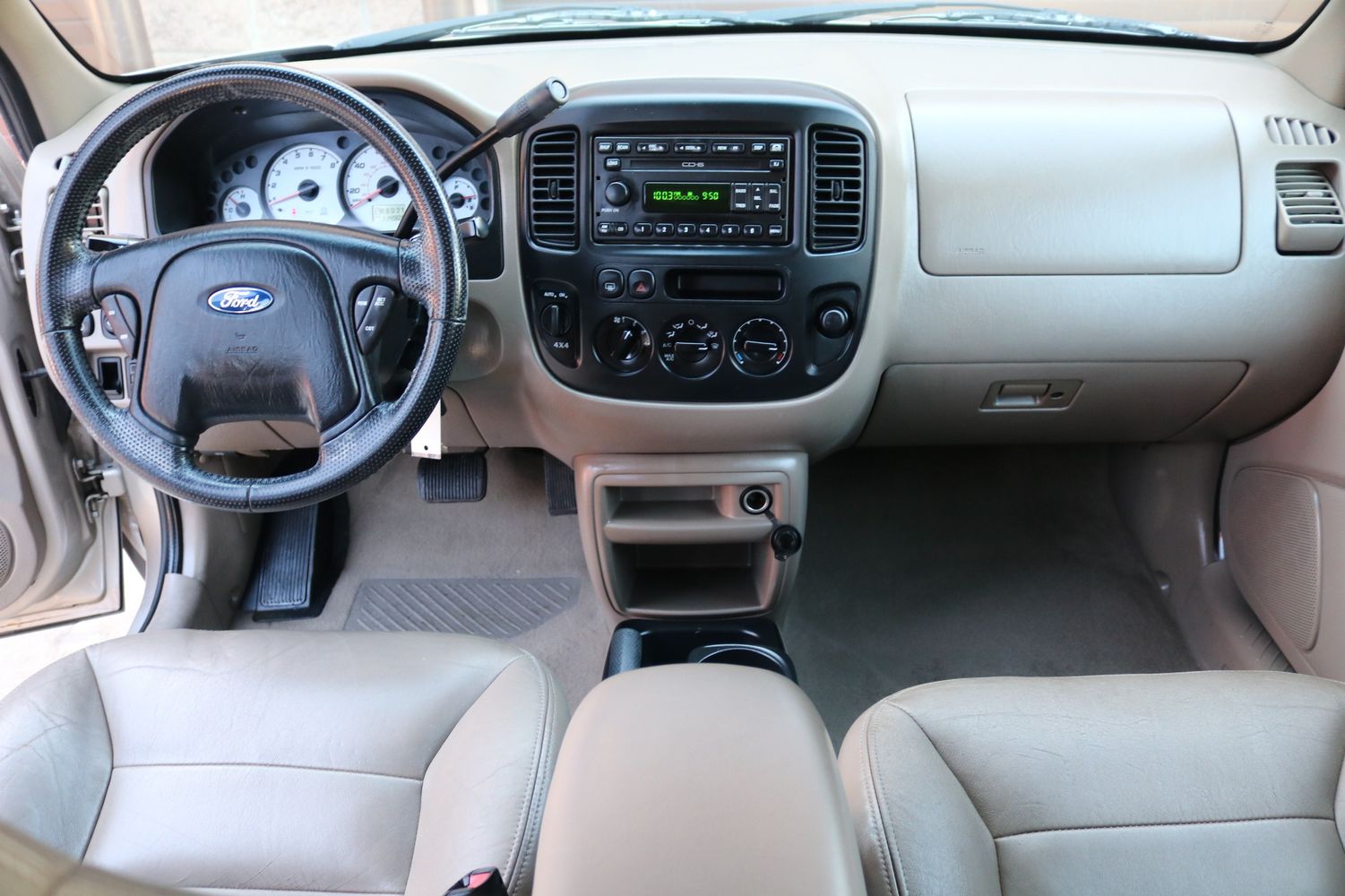 2001 Ford Escape XLT | Victory Motors of Colorado