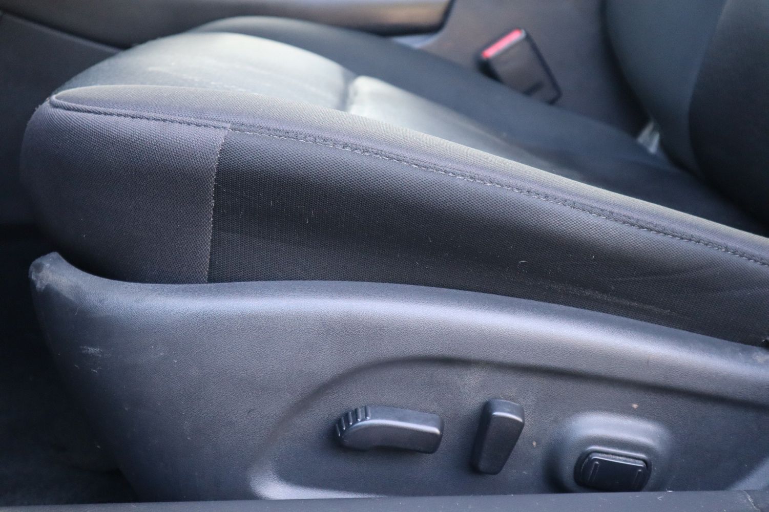 2017 Nissan Altima 2.5 SR | Victory Motors of Colorado