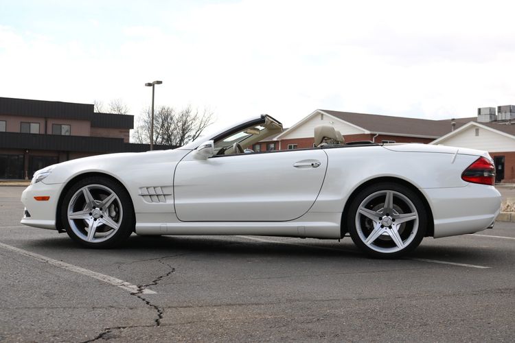 2009 Mercedes-Benz SL 550 Hardtop Convertible | Victory Motors of Colorado