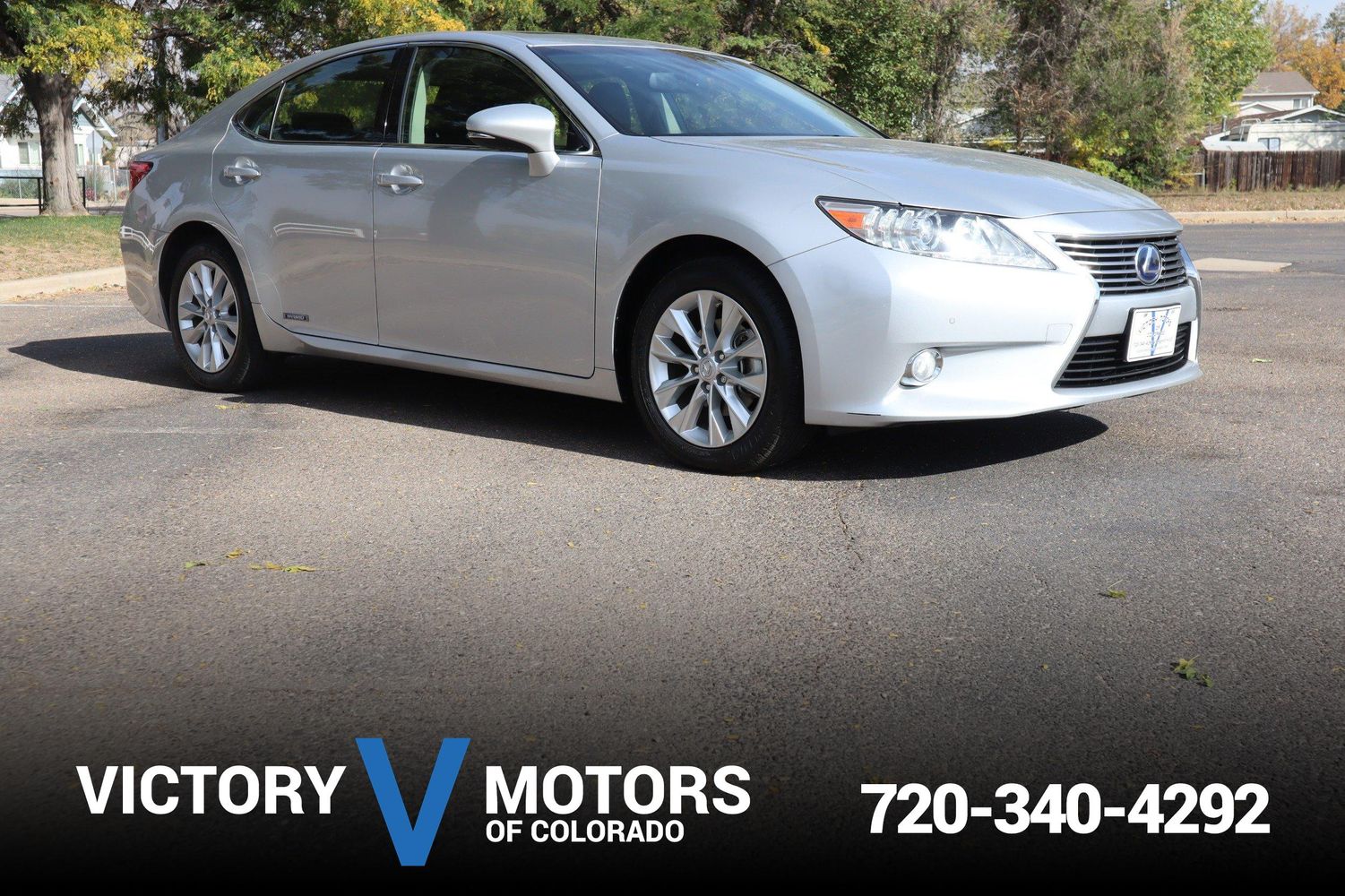 2015 Lexus ES 300h Base | Victory Motors of Colorado