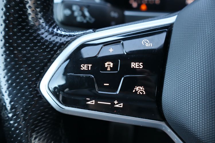 2022 Volkswagen Tiguan SE R-Line Black 4Motion | Victory Motors of Colorado