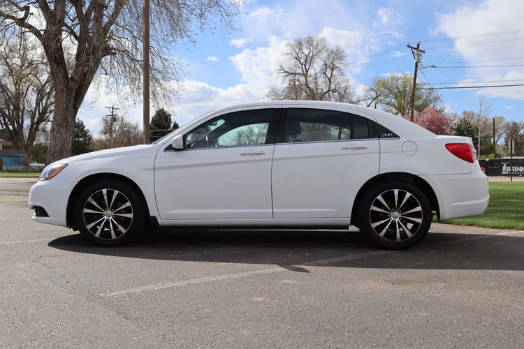 2013 Chrysler 200 Touring | Victory Motors of Colorado
