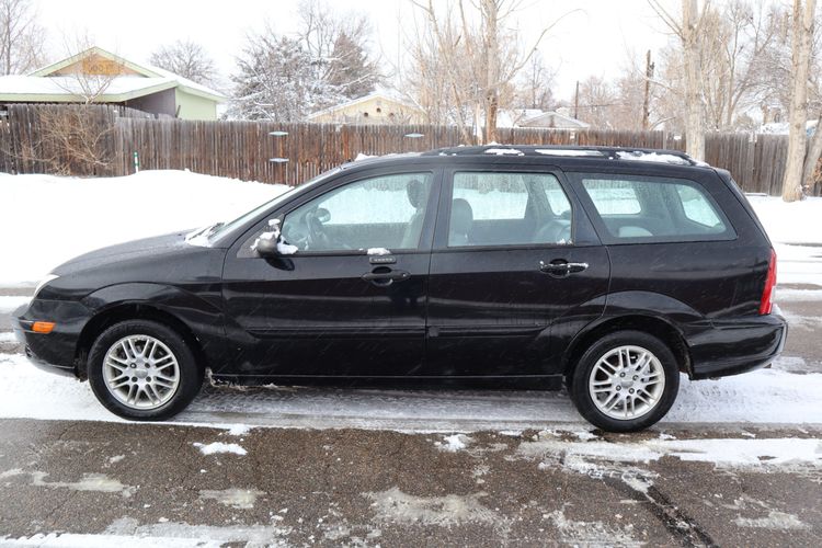 2005 Ford Focus ZXW SE | Victory Motors of Colorado
