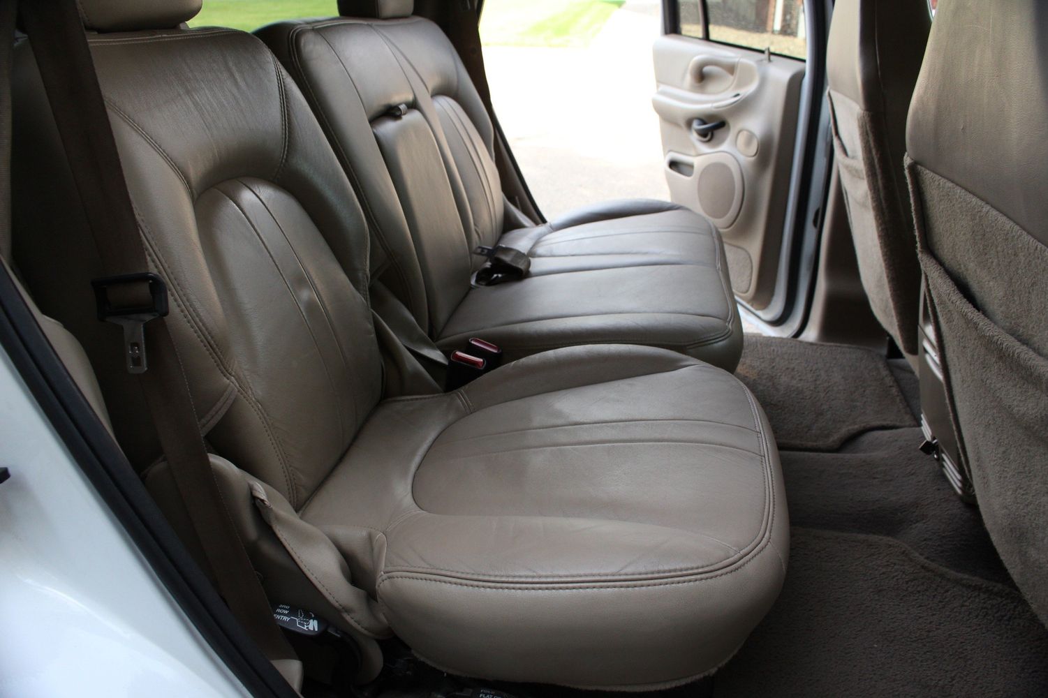 2000 Ford Expedition Eddie Bauer | Victory Motors of Colorado