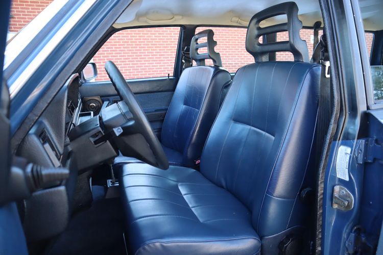 1990 Volvo 240 Base | Victory Motors of Colorado