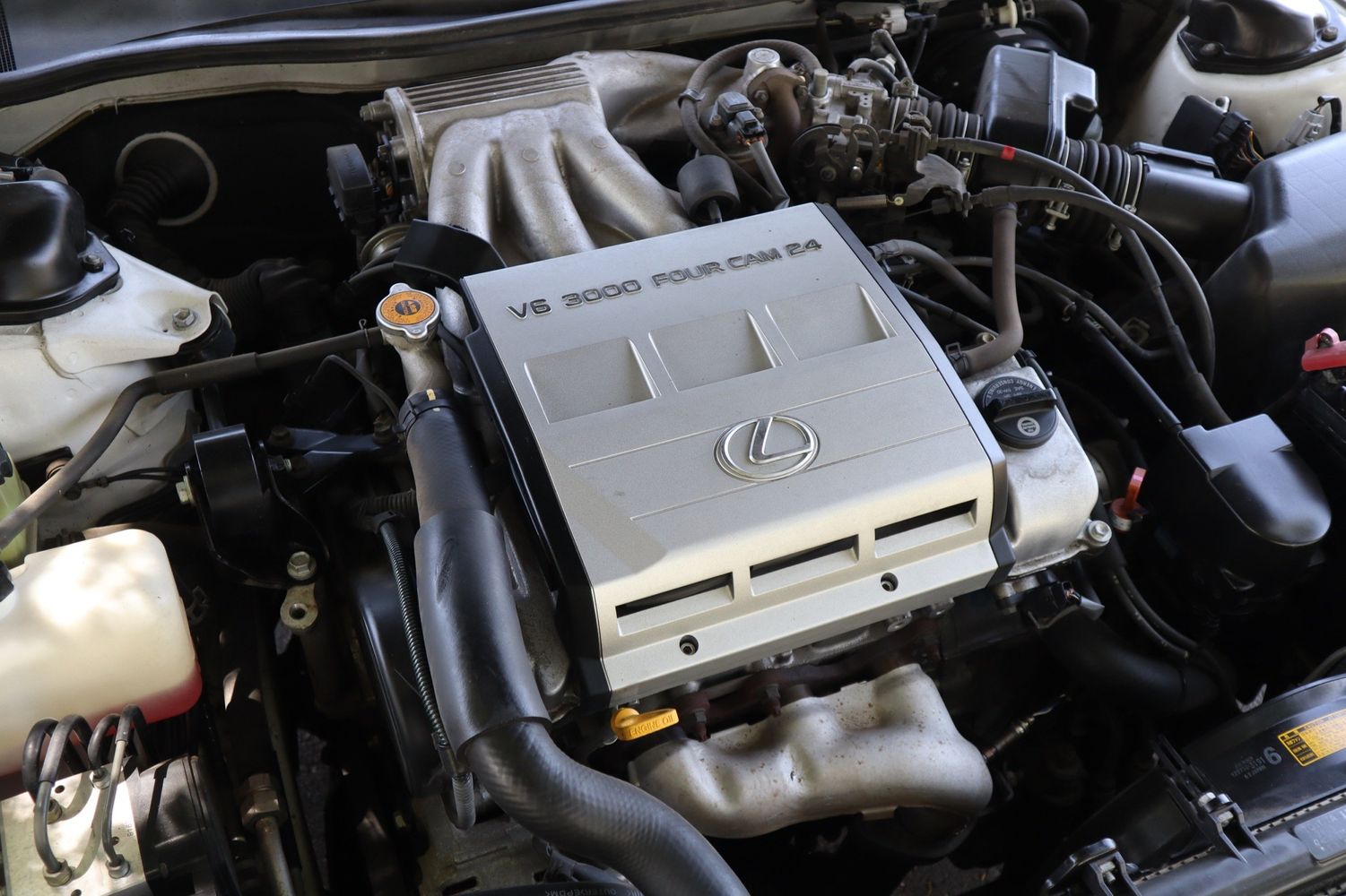 1997 Lexus ES 300 Base | Victory Motors of Colorado