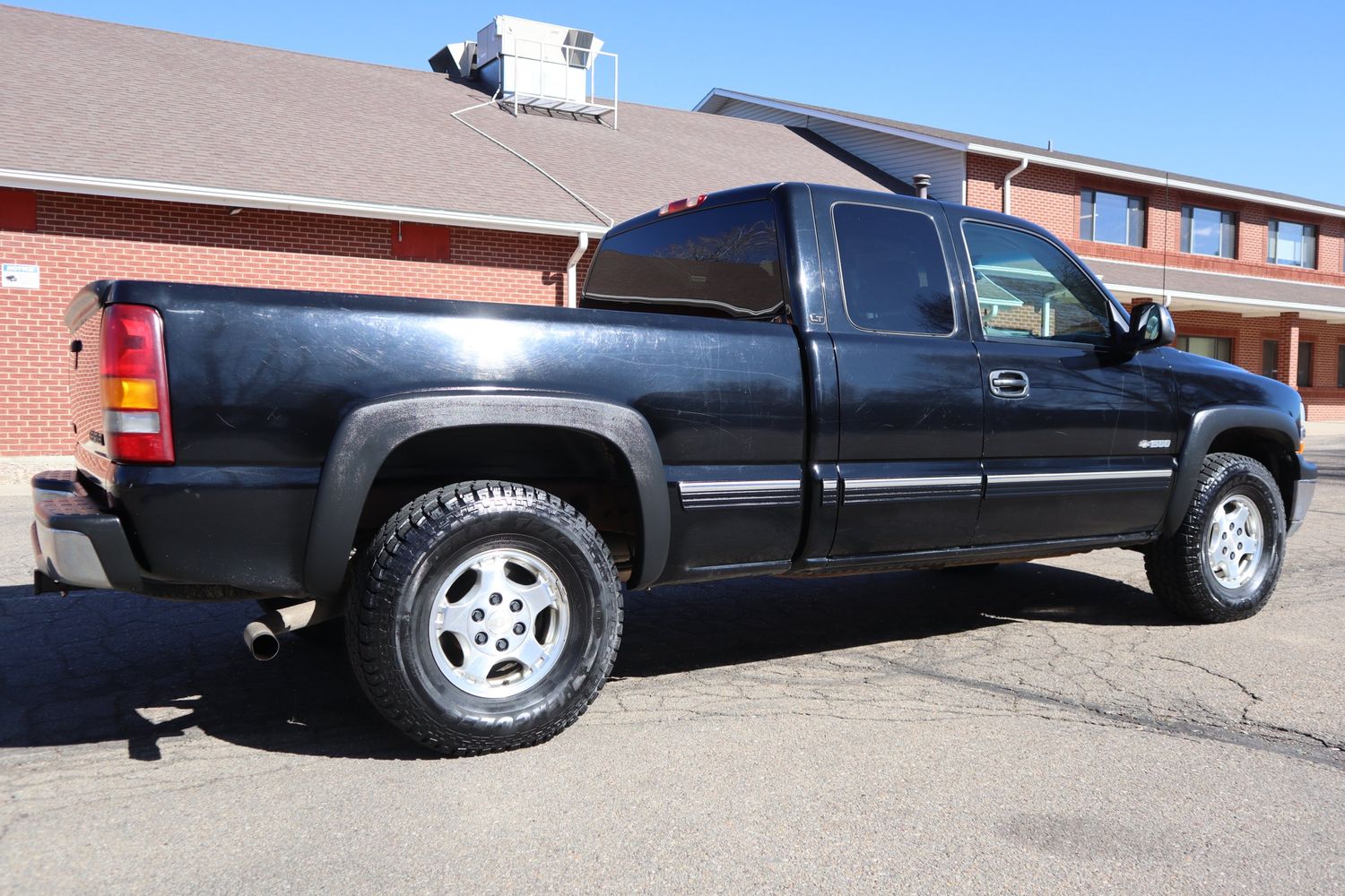 2001 Chevrolet Silverado 1500 LT | Victory Motors of Colorado