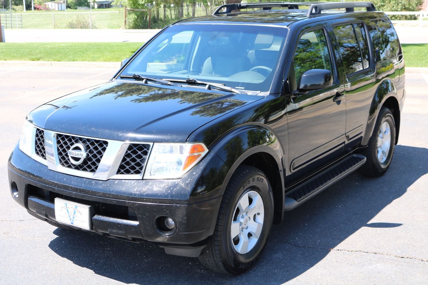 2006 Nissan Pathfinder SE | Victory Motors of Colorado