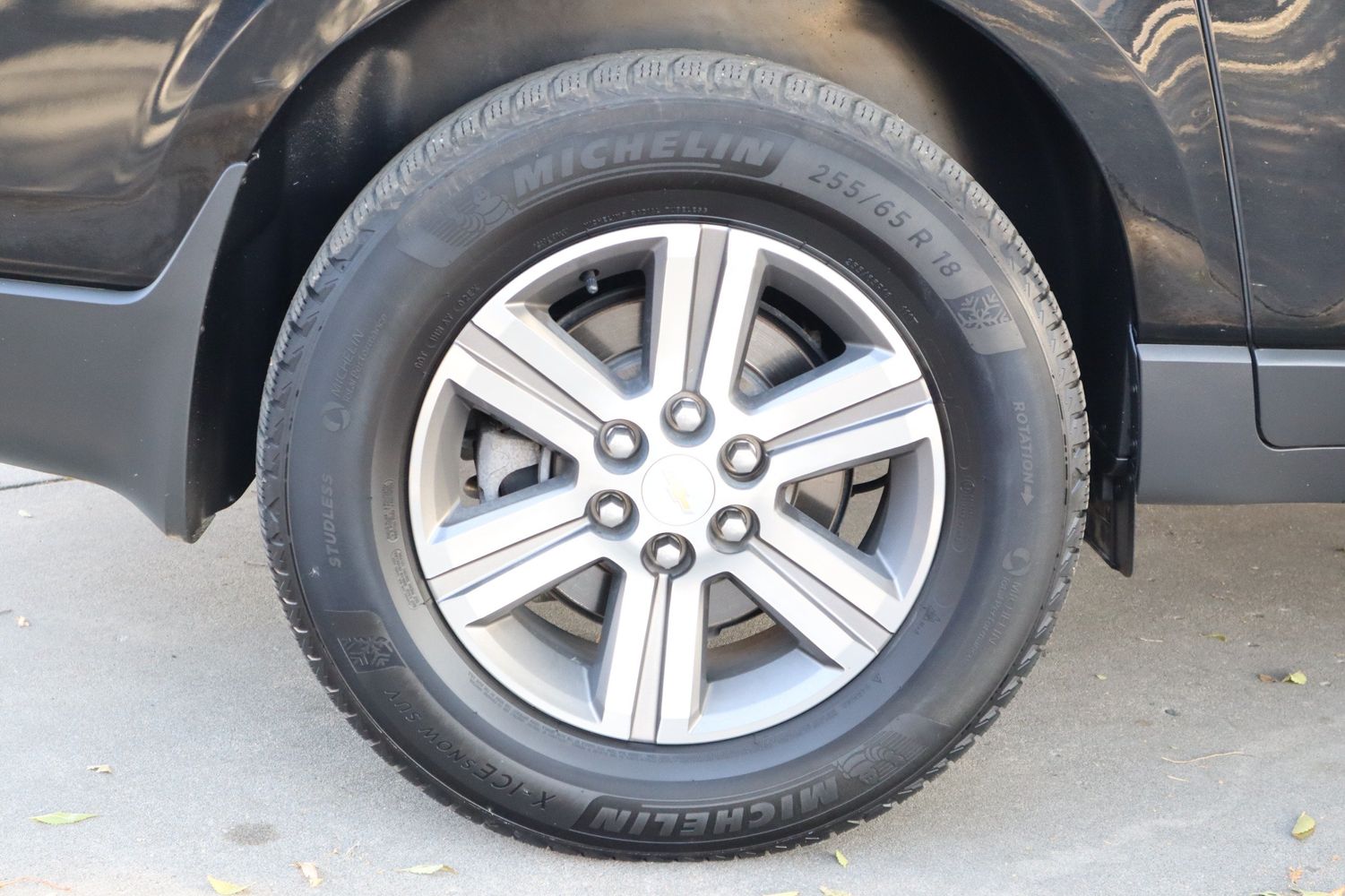 2017 Chevrolet Traverse LT | Victory Motors of Colorado