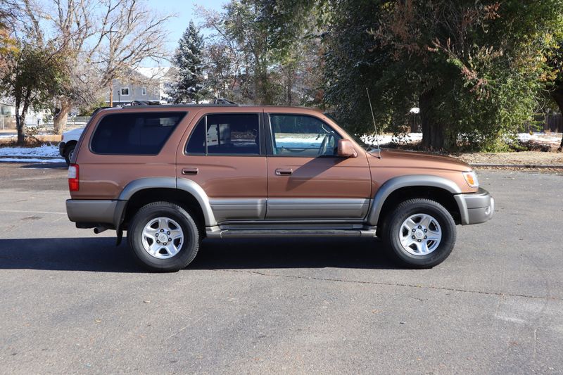 1999 Toyota 4Runner Photos