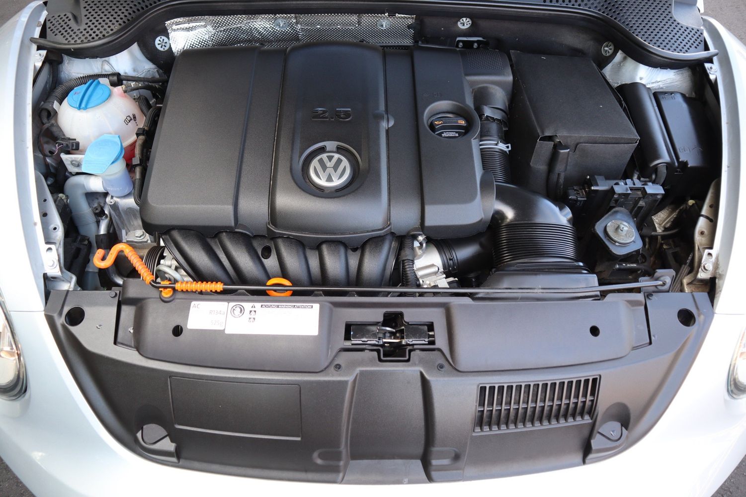 2012 Volkswagen Beetle 2.5L PZEV | Victory Motors of Colorado