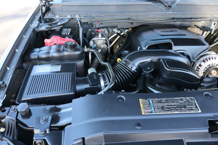 2009 Chevrolet Tahoe LTZ | Victory Motors of Colorado