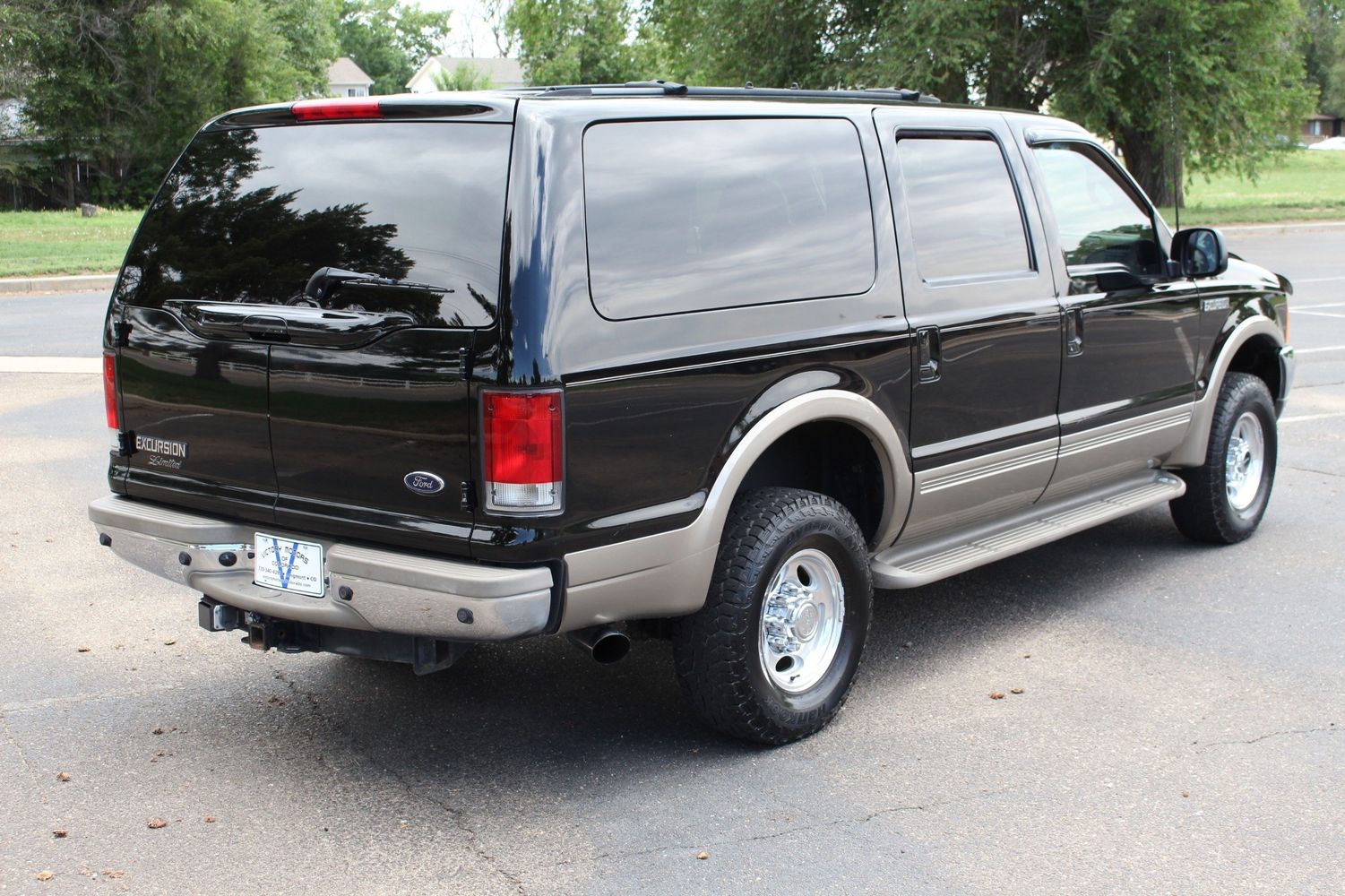2001 Ford Excursion Limited | Victory Motors of Colorado