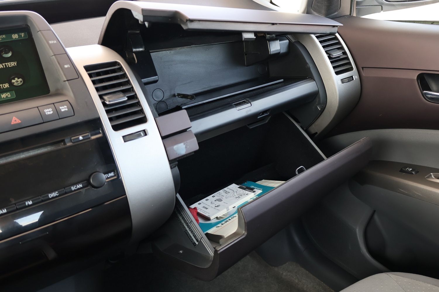 2005 Toyota Prius Base | Victory Motors of Colorado