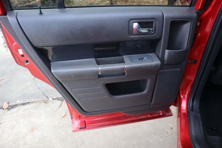 2012 Ford Flex Titanium | Victory Motors of Colorado