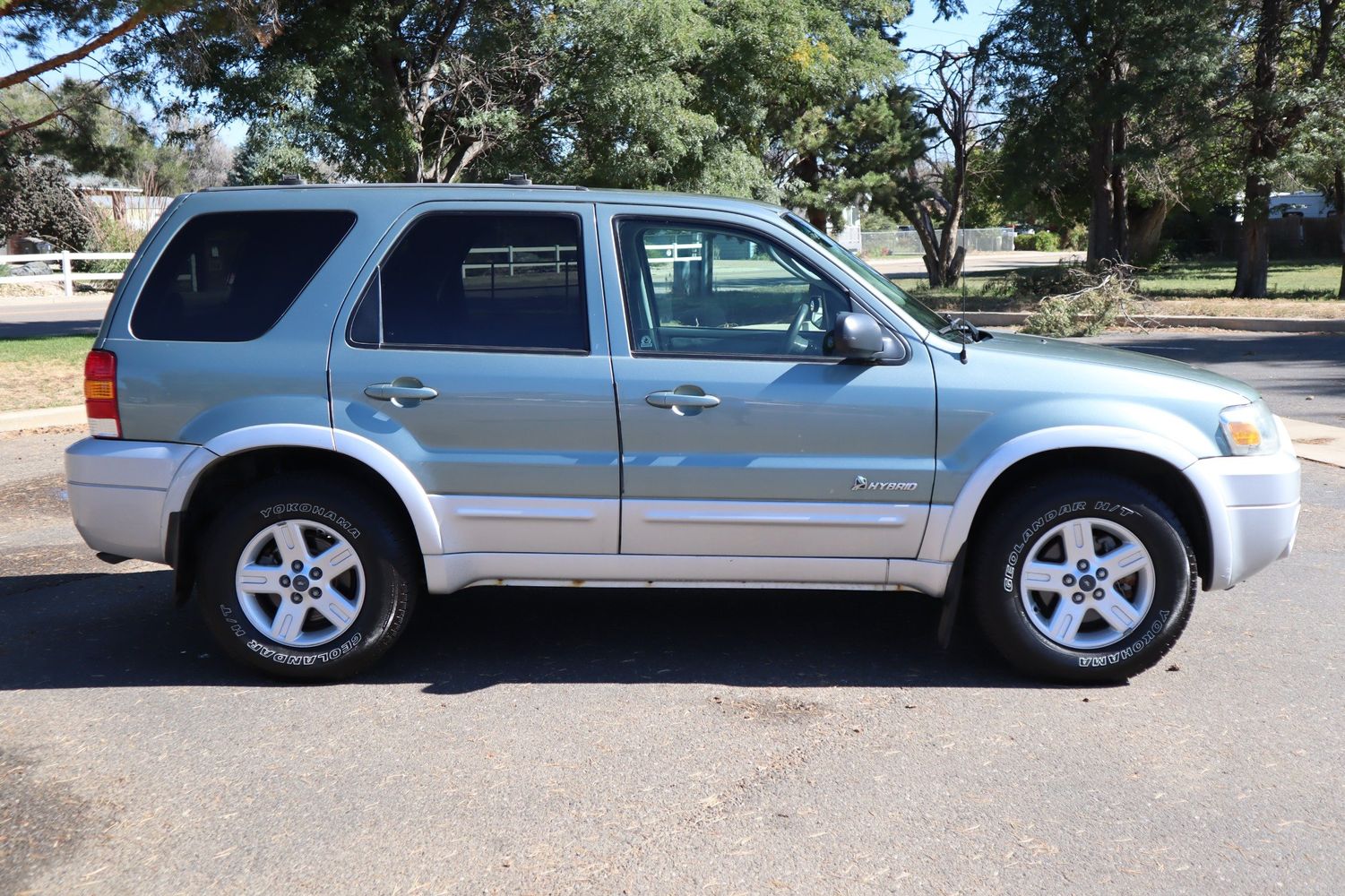 2005 Ford Escape HEV | Victory Motors of Colorado