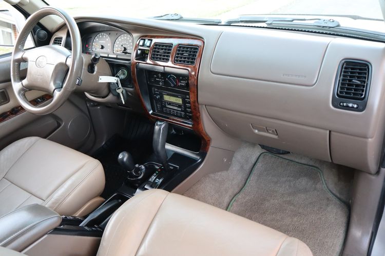 1998 Toyota 4Runner Limited | Victory Motors of Colorado