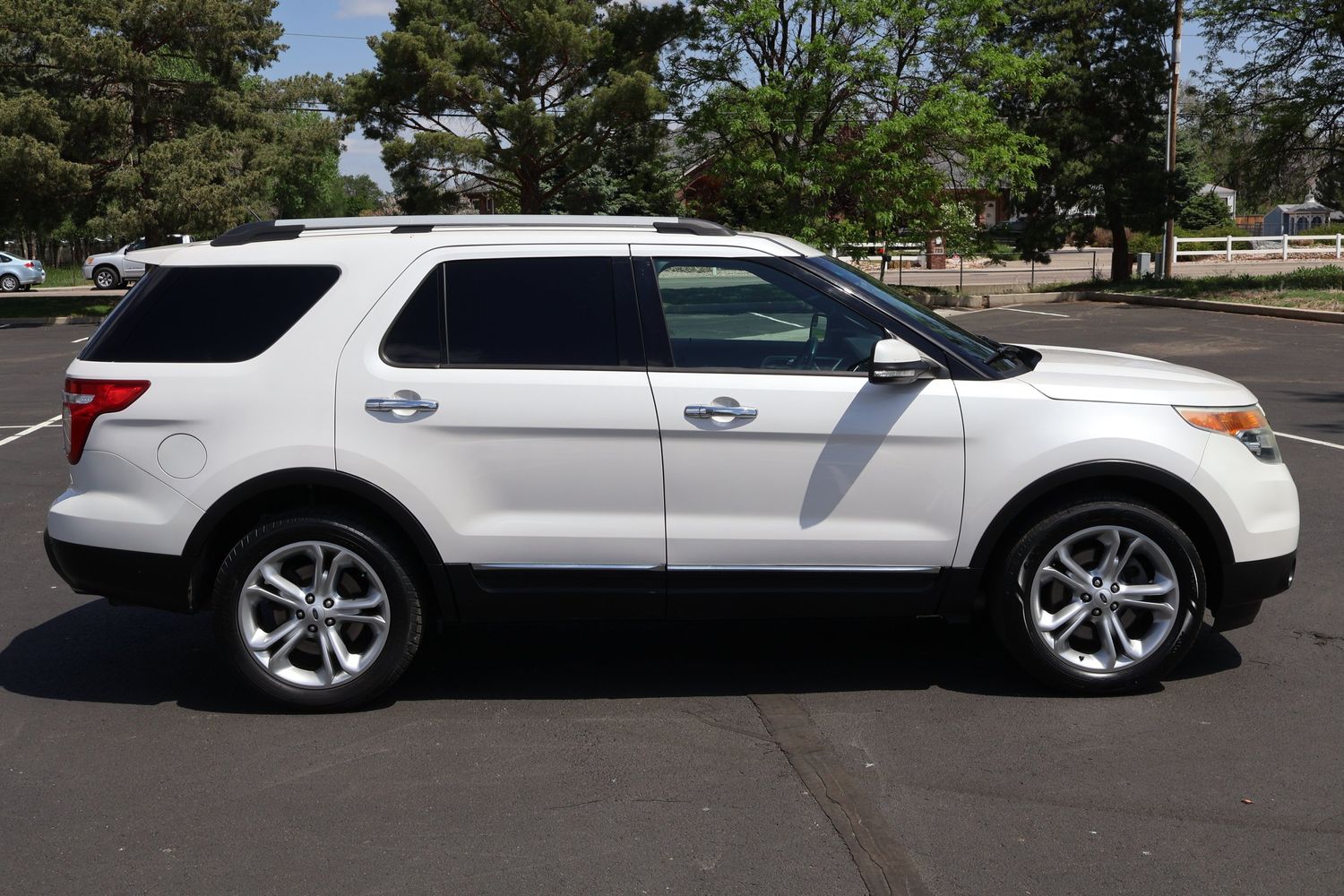 2015 Ford Explorer Limited | Victory Motors of Colorado