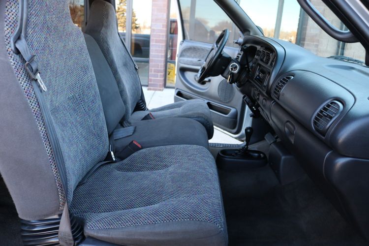 2001 Dodge Ram 1500 Sport | Victory Motors of Colorado