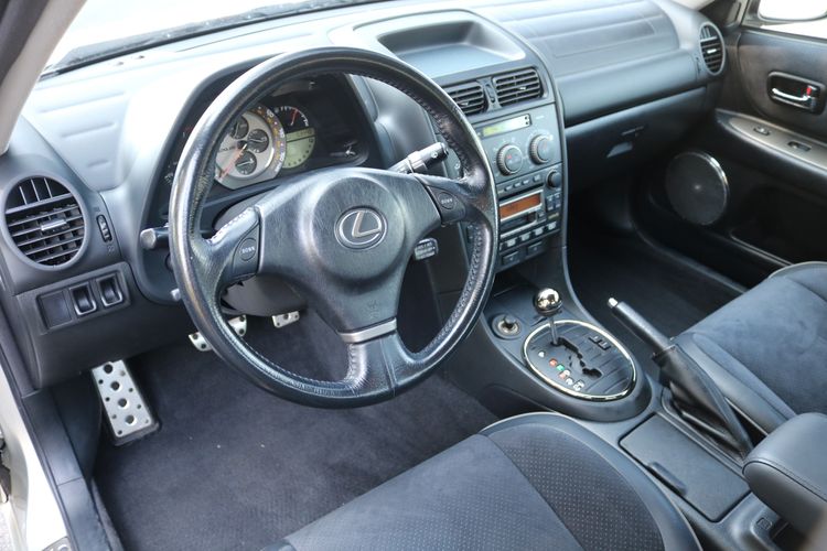2003 Lexus IS 300 E-Shift | Victory Motors of Colorado