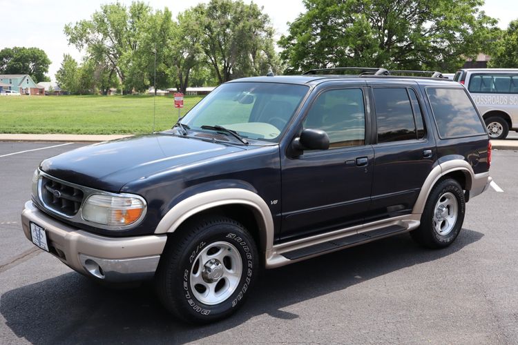 2000 Ford Explorer Eddie Bauer | Victory Motors of Colorado