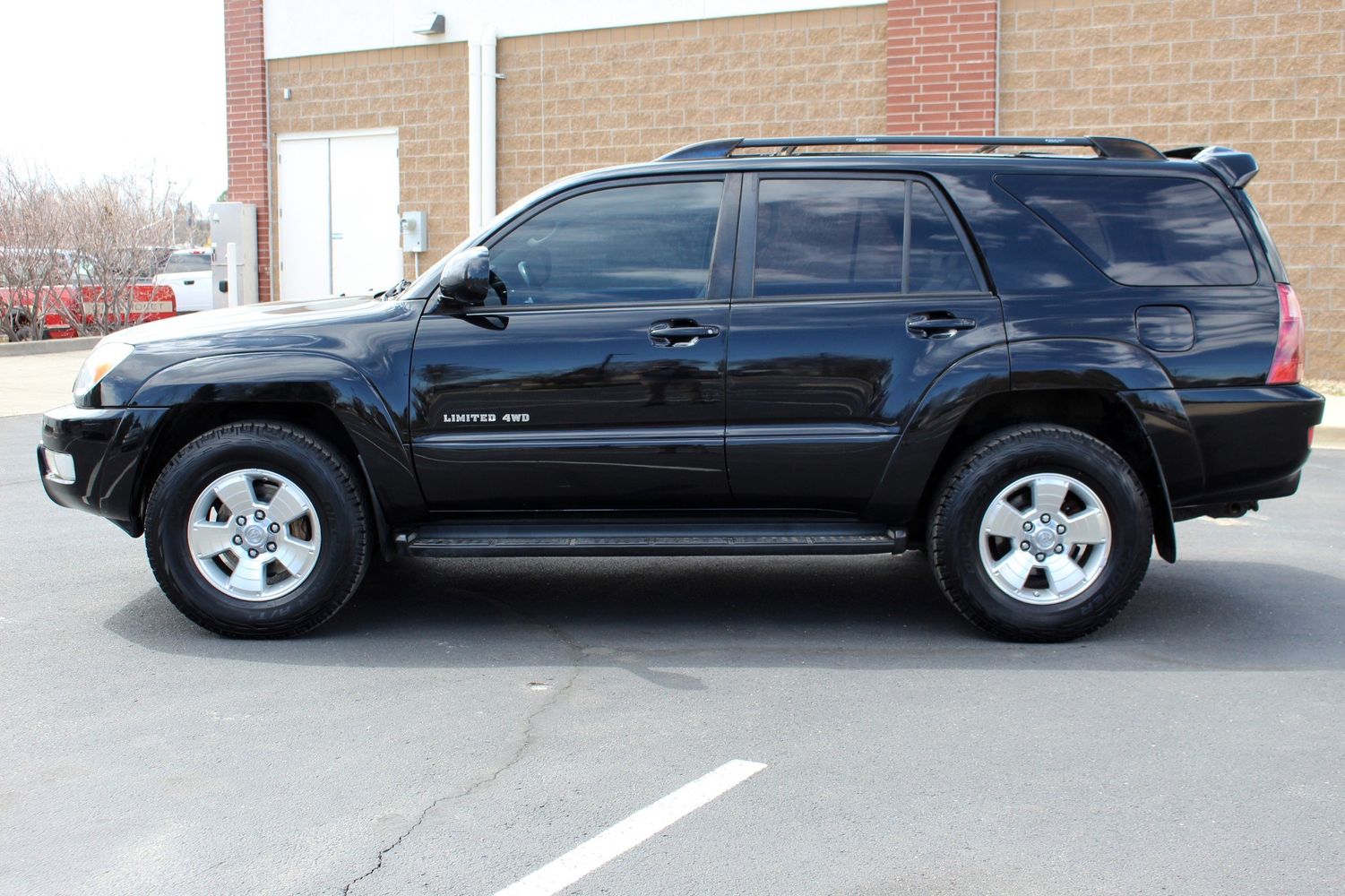 2005 Toyota 4Runner Limited | Victory Motors of Colorado