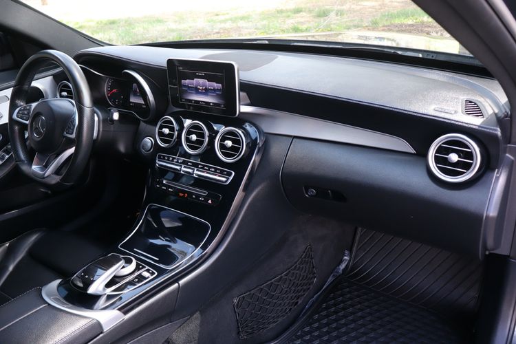 2016 Mercedes-Benz C-Class C 300 4MATIC | Victory Motors of Colorado