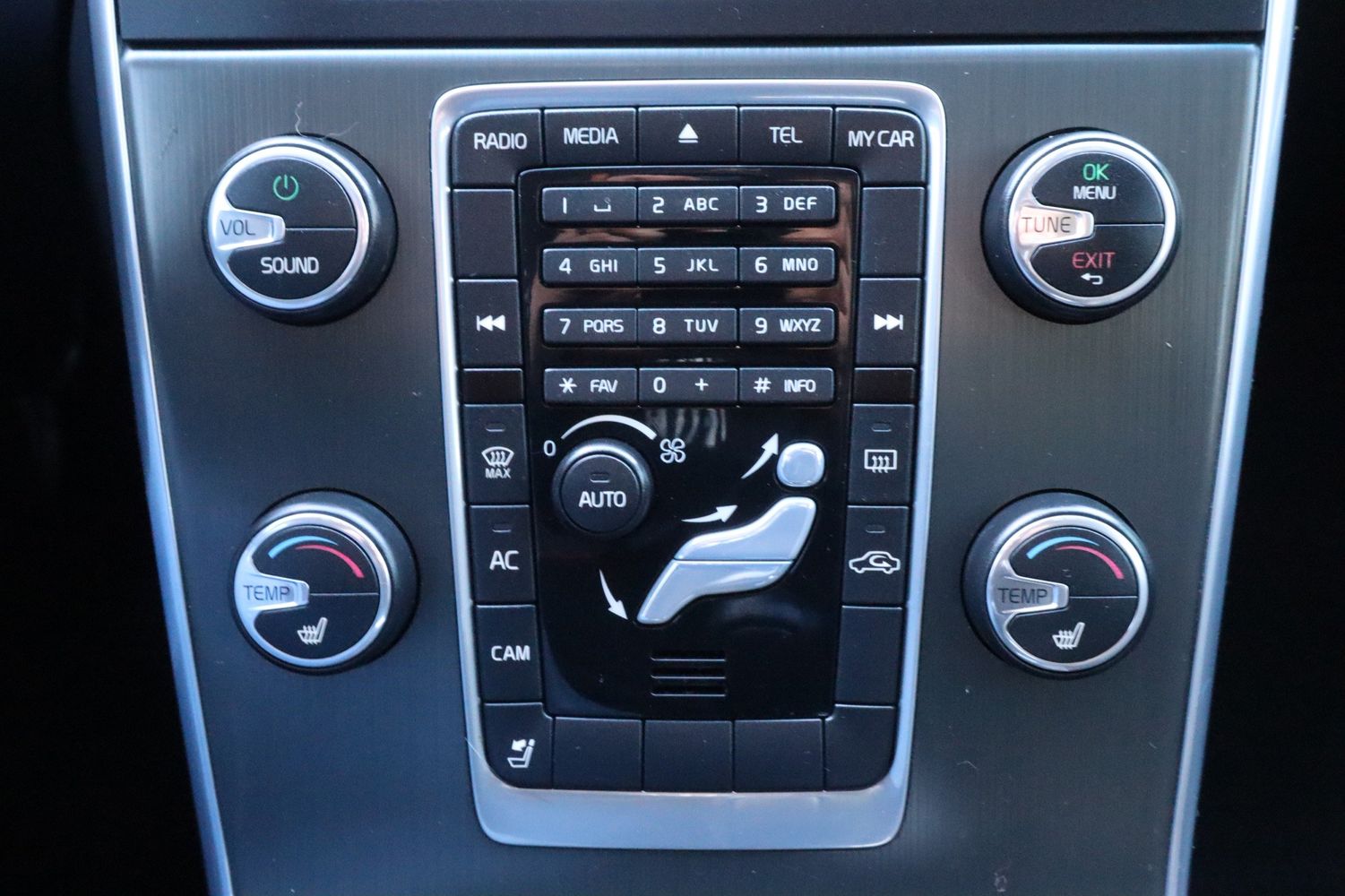 2015 Volvo V60 T5 Premier Plus | Victory Motors of Colorado