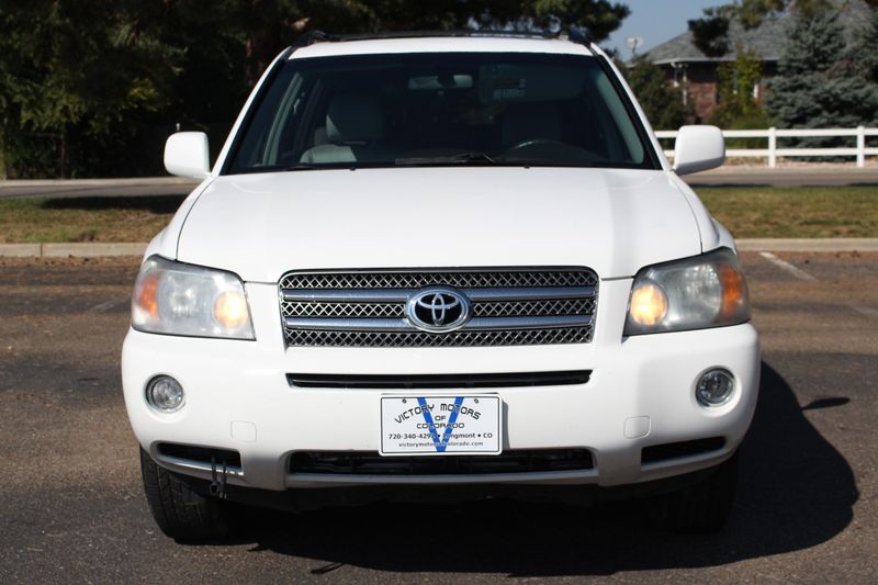 2006 Toyota Highlander Hybrid Photos