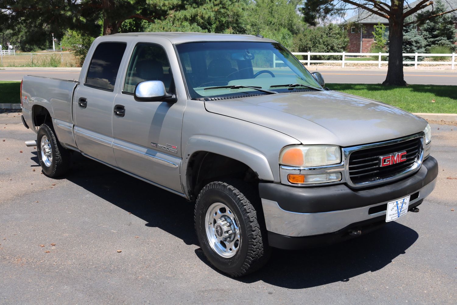 2002 GMC Sierra 2500 HD SLT | Victory Motors of Colorado