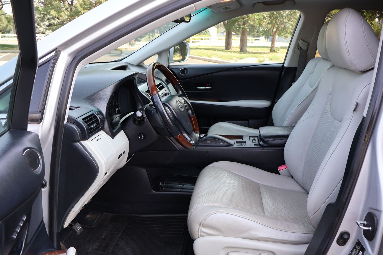 2011 Lexus RX 450h | Victory Motors of Colorado