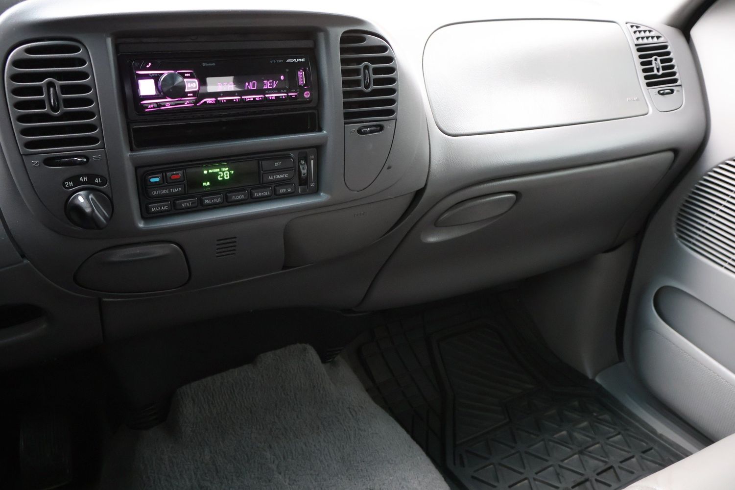 2002 Ford F-150 Lariat | Victory Motors of Colorado