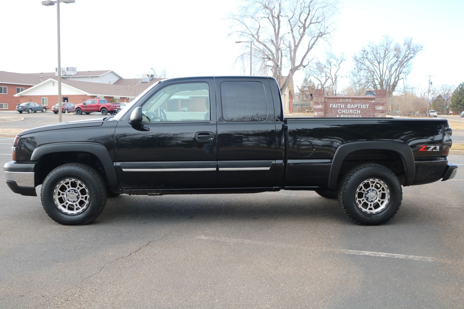 2004 Chevrolet Silverado 1500 LT | Victory Motors of Colorado