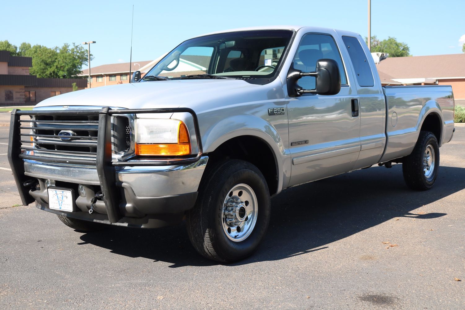 2001 Ford F-250 Super Duty XLT | Victory Motors of Colorado
