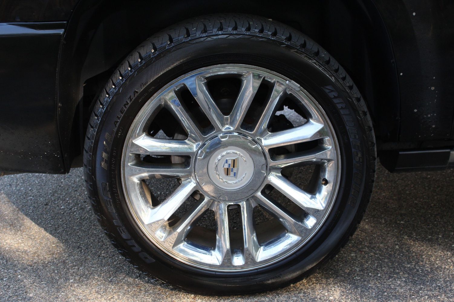 2009 Cadillac Escalade ESV Platinum Edition | Victory Motors of Colorado