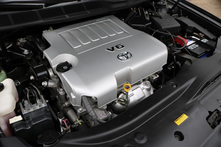 2005 Toyota Avalon Limited | Victory Motors of Colorado